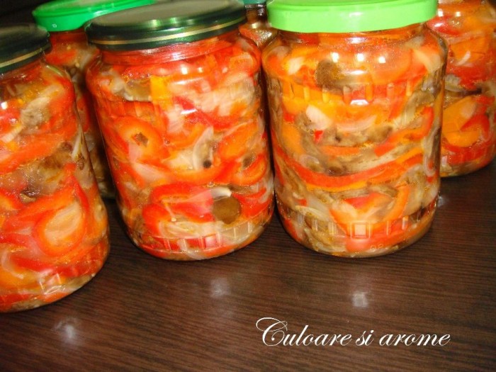 Salata de toamna (opintici, gogosari, ceapa, morcovi) - Culoare si Arome